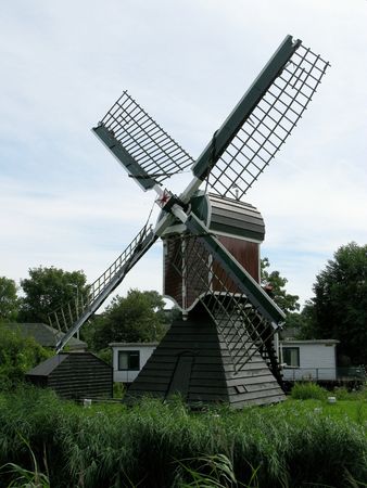 An old hollow post mill in Leiden in the Netherlandsの写真素材 [40005280961 ...
