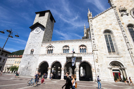 Photo of Como Cathedral (Cattedrale di - ID:1-88952481 - Royalty Free ...