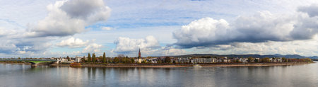 Cityscape and riverside of Rhein river in Bonn, Germany. Autumn ...